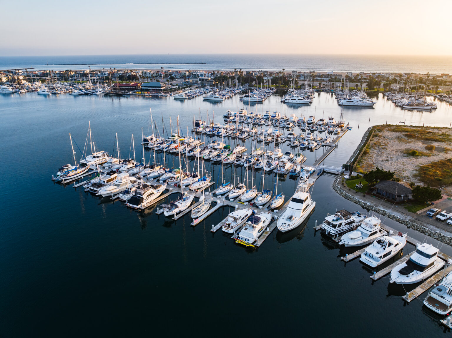 Peninsula Yacht Marina | Suntex Marinas
